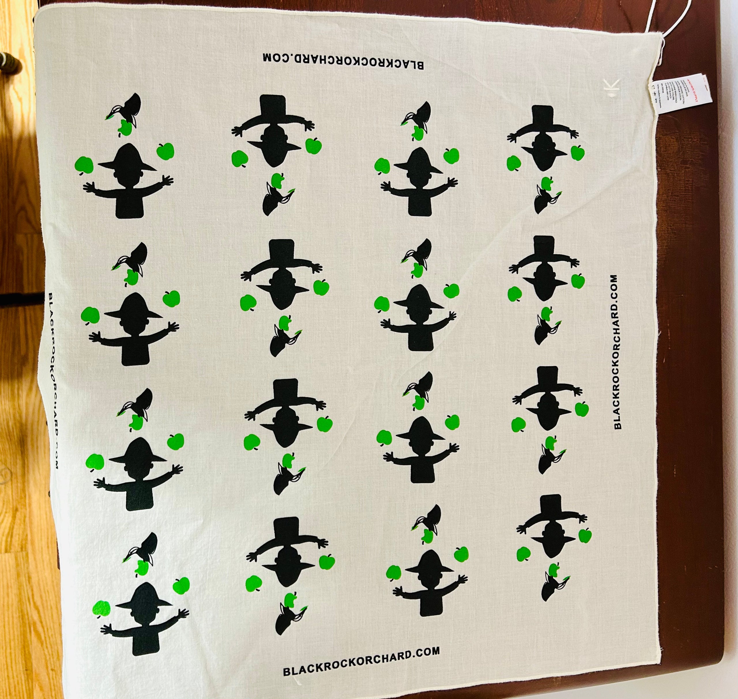 Bandanas (2) | Black Rock Orchard